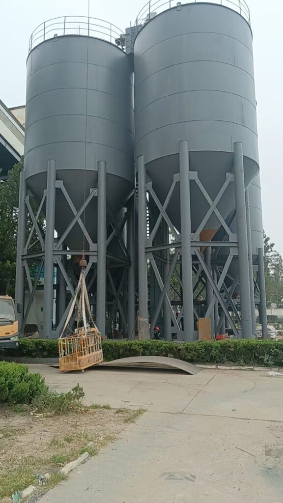 Welding-type Silo for liquid material Storage - Grain Solution Expert